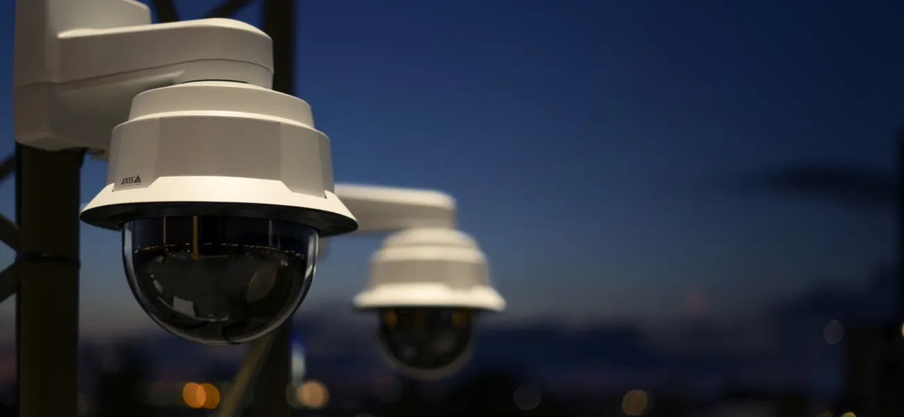 Robust, AI-powered PTZ camera offers superior details and great light sensitivity | Axis ...